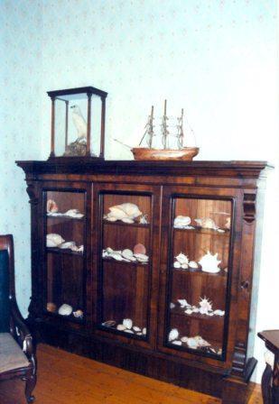 Bookcase - National Trust